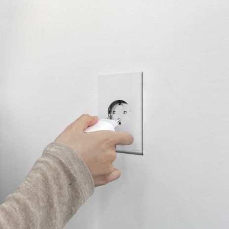 이세상 모든 장난꾸러기들을 위하여 : FAKE OUTLET | 텀블벅 - 크리에이터를 위한 크라우드펀딩