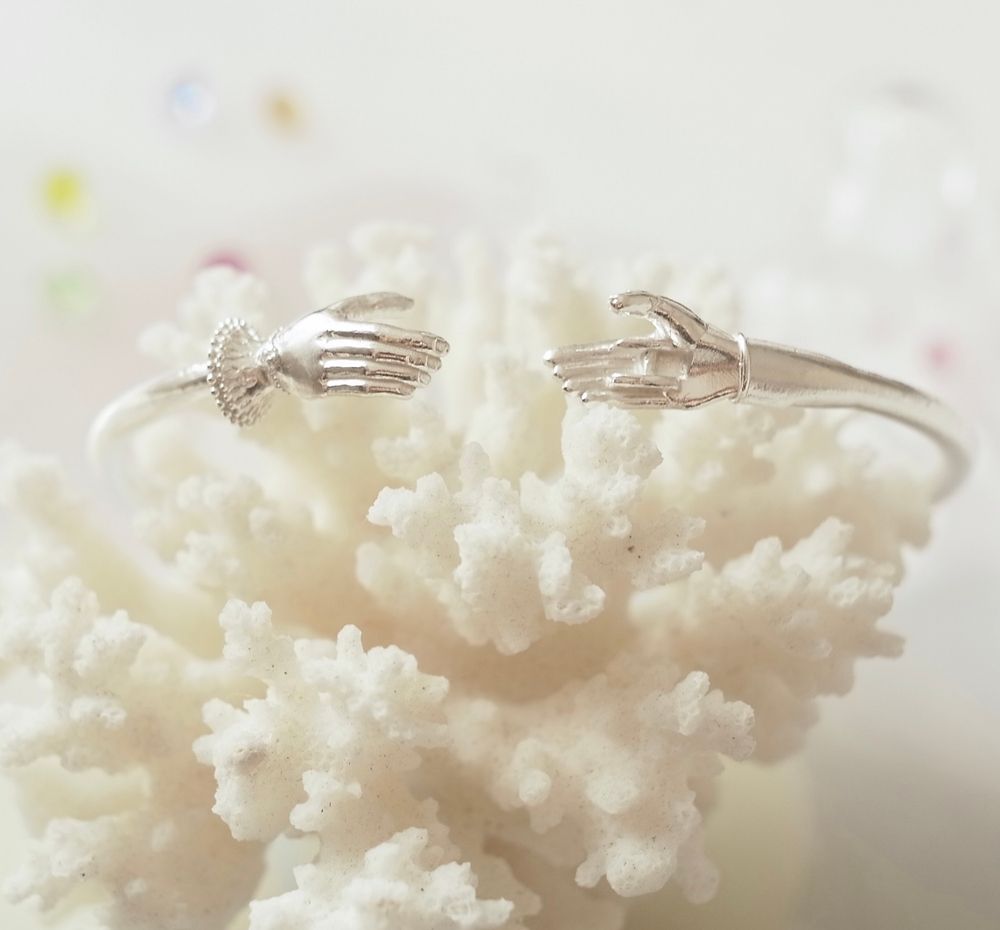 Hand of Faith 팔찌와 목걸이 | 텀블벅 - 크리에이터를 위한 크라우드펀딩